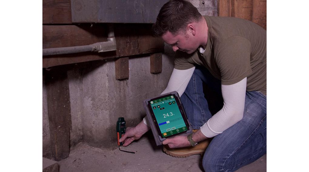 MO55W | Extech Instruments Datalogging Pin/Pinless Moisture Meter, 5 ... 50% | Distrelec Germany